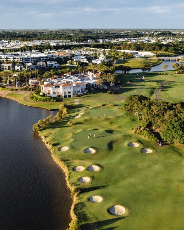 On the Road >> Course Review >> Links Hope Island Golf Club - Signature ...